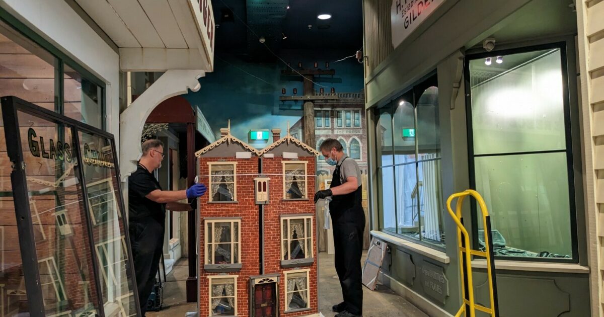 Photos: Shutting Up Shop | Canterbury Museum